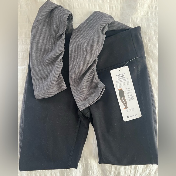 ALO Yoga | Pants & Jumpsuits | Alo Yoga Goddess Ribbed Leggings | Poshmark